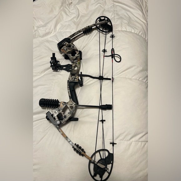 Other | Predator Compound Bow Spot Hog And More | Poshmark